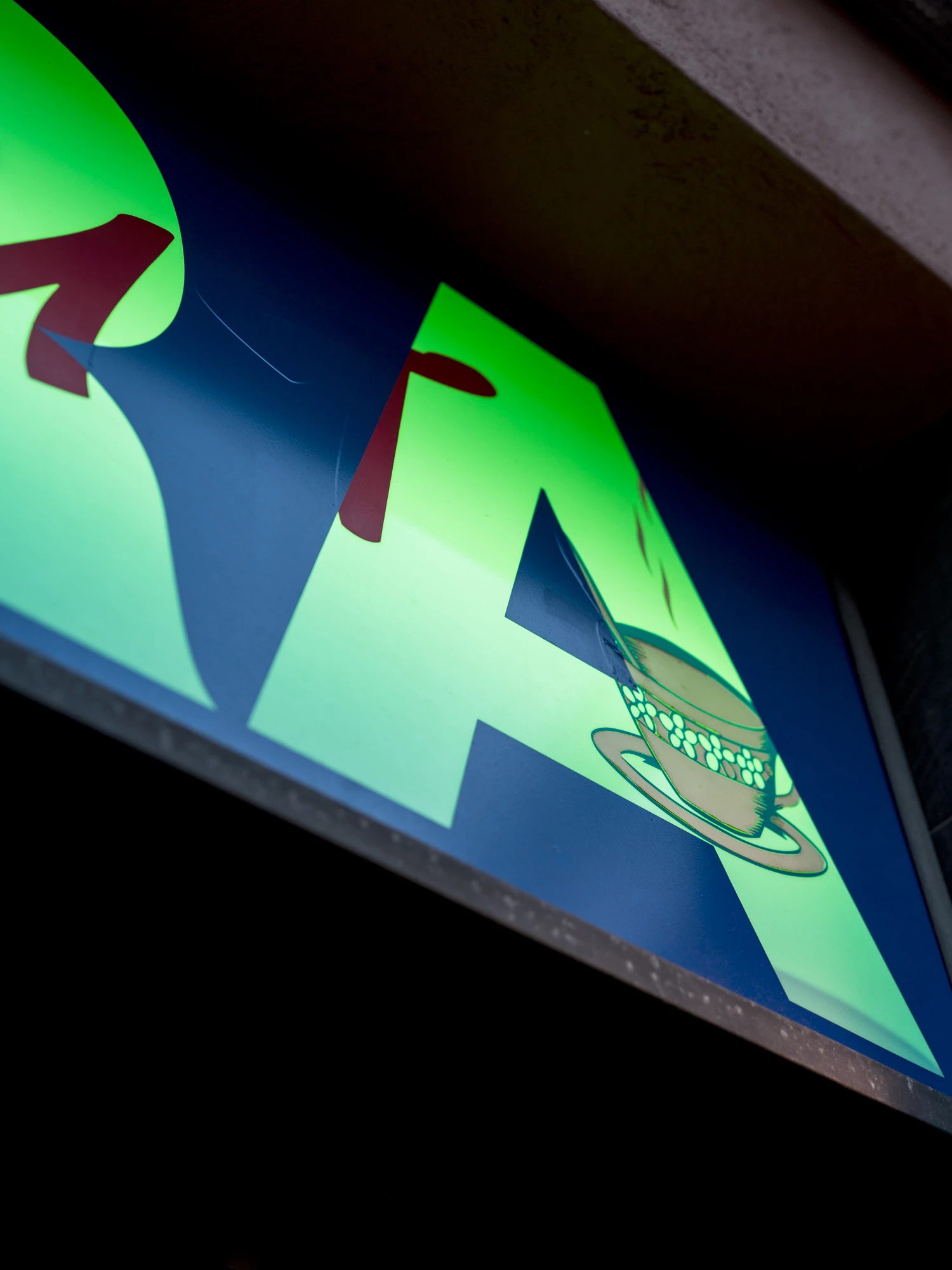 Otra Cosa · Fonts in use · Klim Type Foundry